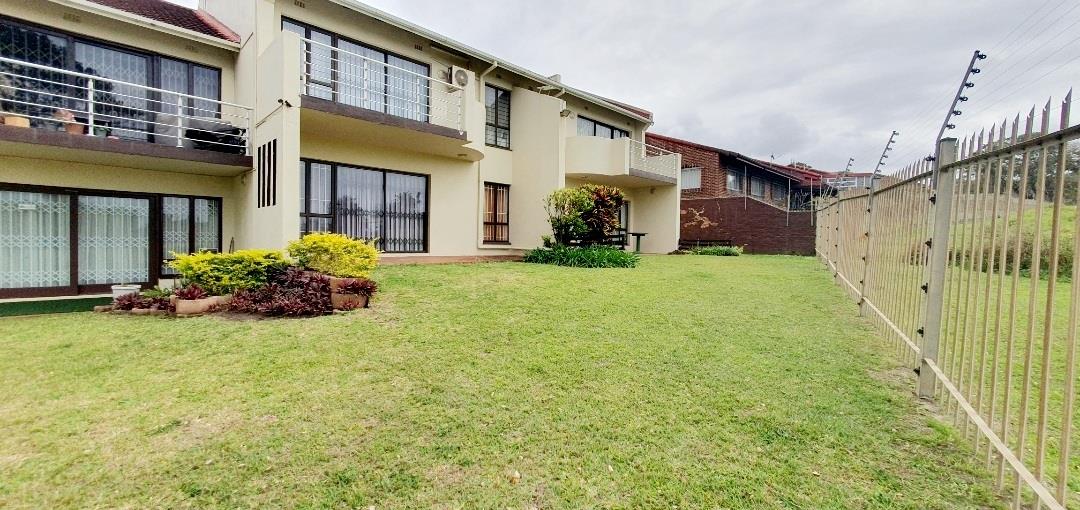 3 Bedroom Apartment / flat for sale in Scottburgh South - P24-116400025