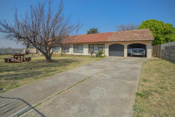 Dunnottar Property : Property and houses for sale in Dunnottar ...