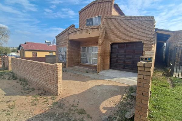 Rabie Ridge Property : Property and houses for sale in Rabie Ridge ...
