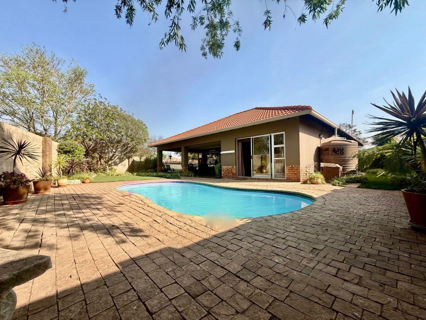 Houses for sale in Rustenburg : Rustenburg Property : Property24.com