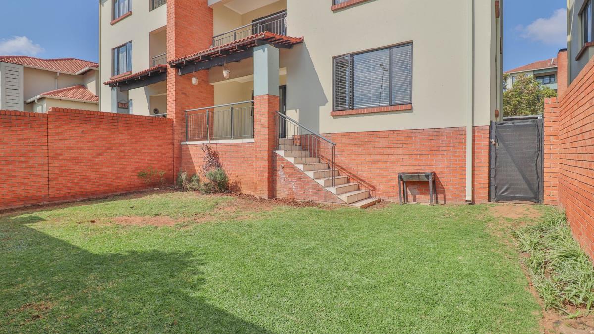 3 Bedroom Townhouse for sale in Greenstone Hill - P24-116417049