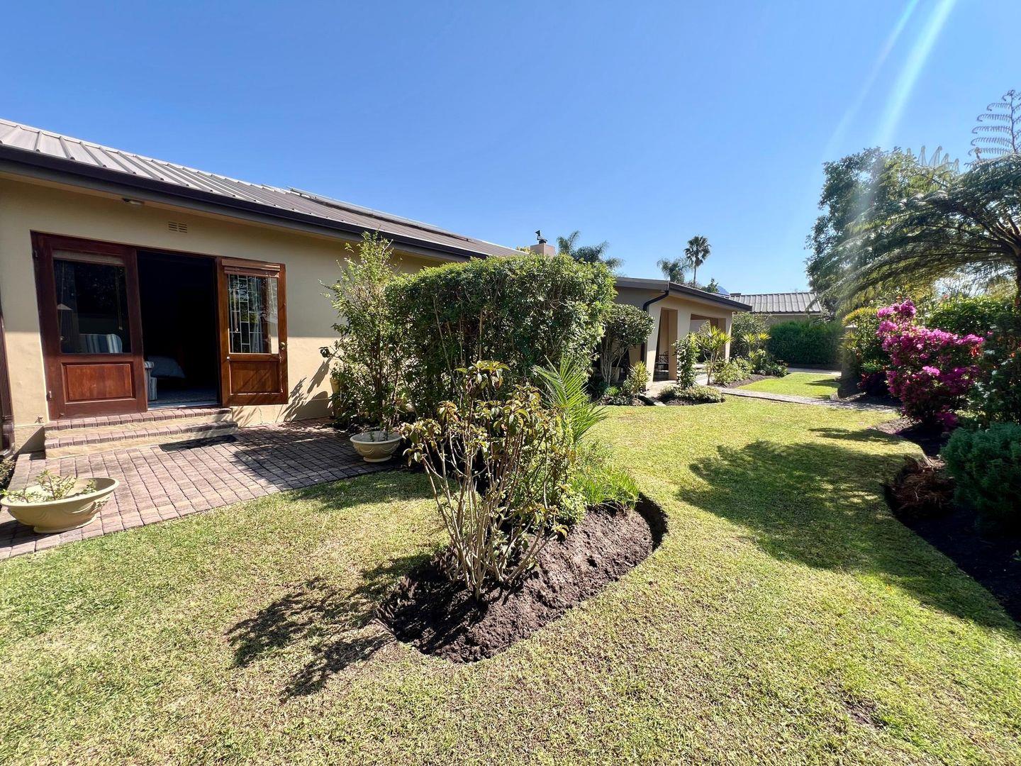 3 Bedroom House for sale in Heather Park - P24-116417655