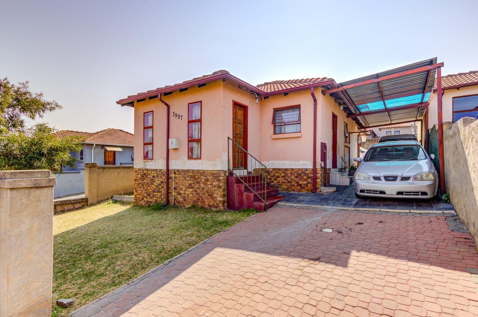 Clayville Property : Houses for sale in Clayville : Property24.com