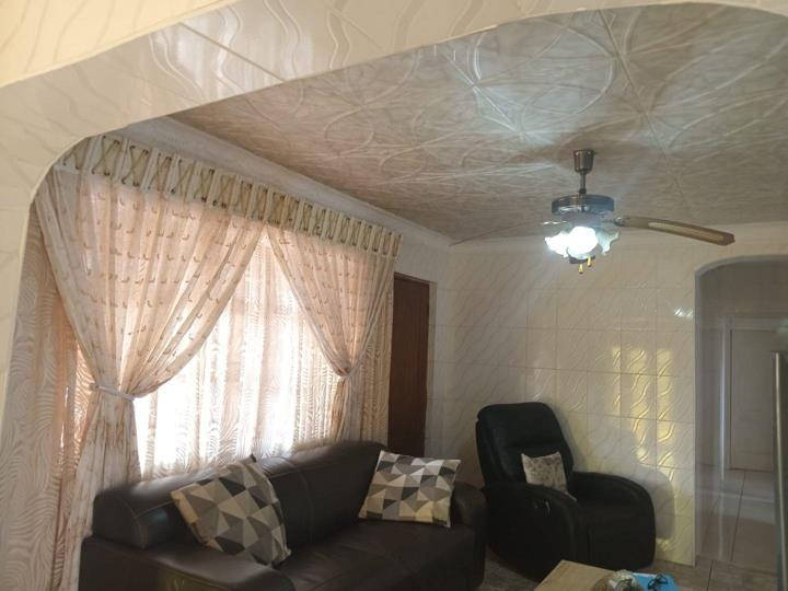 3 Bedroom House for sale in Ga-rankuwa - P24-116422617