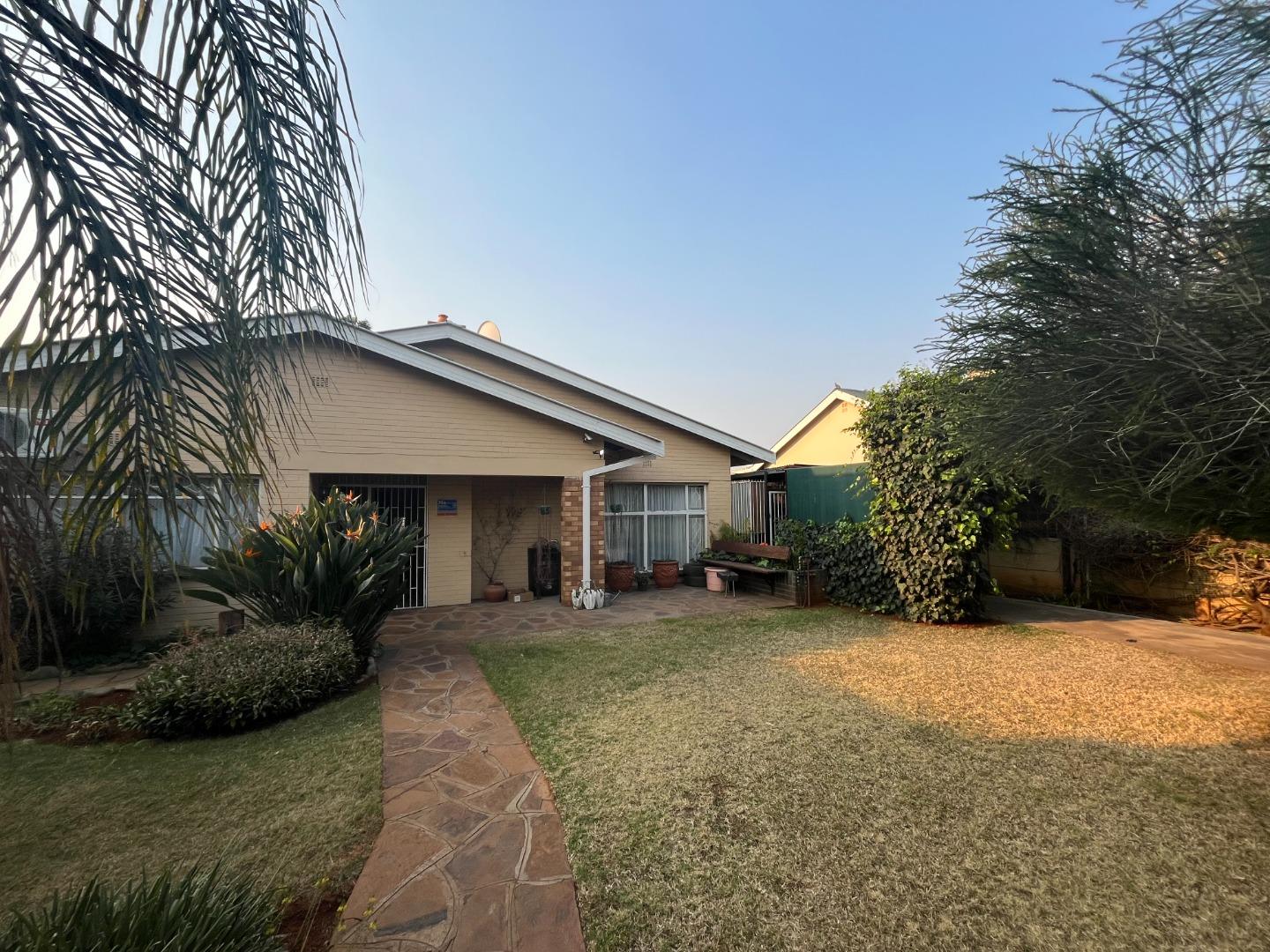 Property and houses for sale in Kimberley : Kimberley Property ...