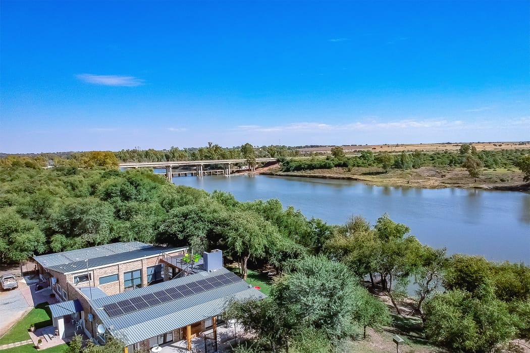 3 Bedroom House for sale in Bothaville Rural - P24-116443341