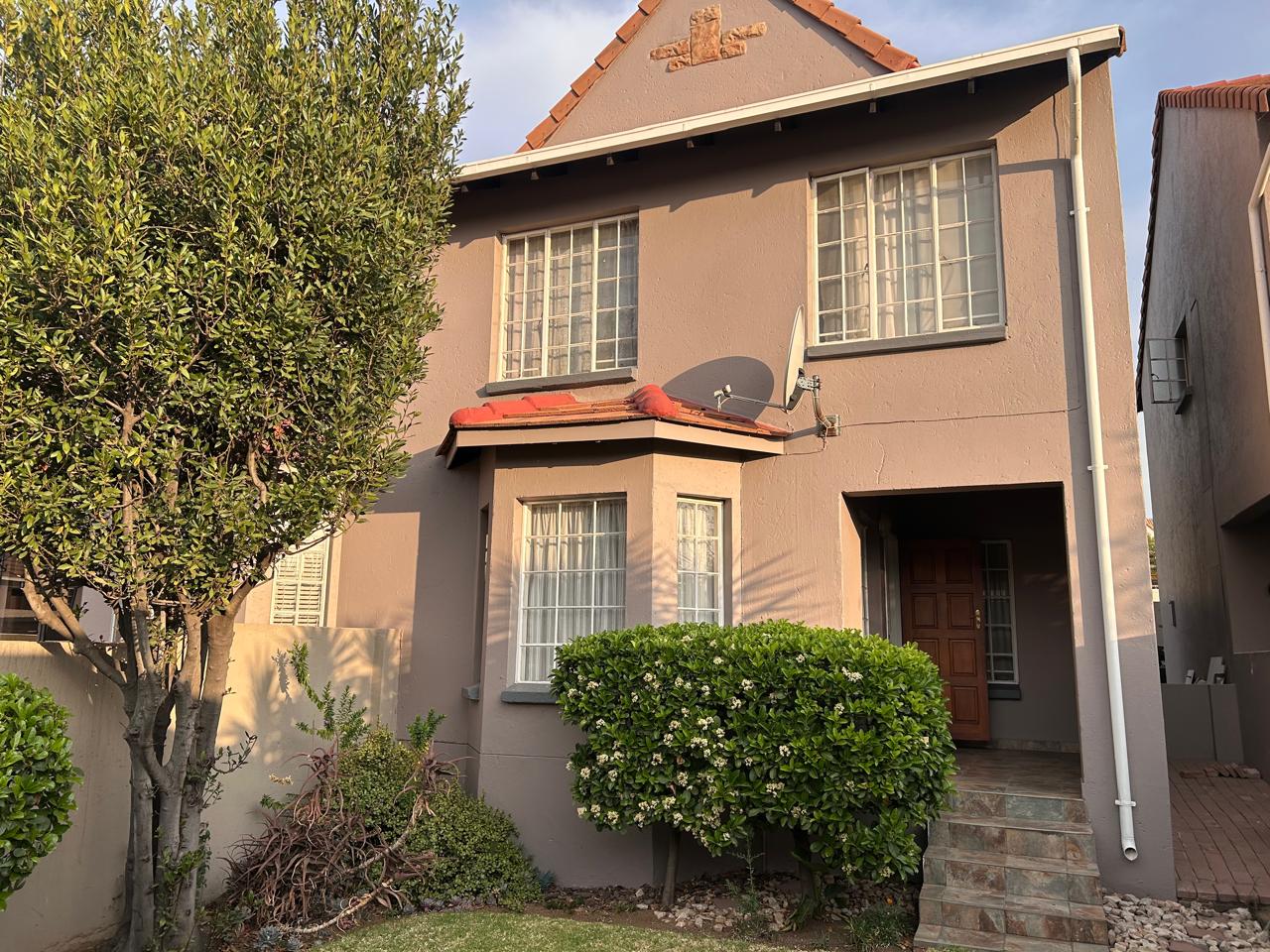 3 Bedroom Apartment / flat for sale in Eden Glen - 8b Soutpansberg ...
