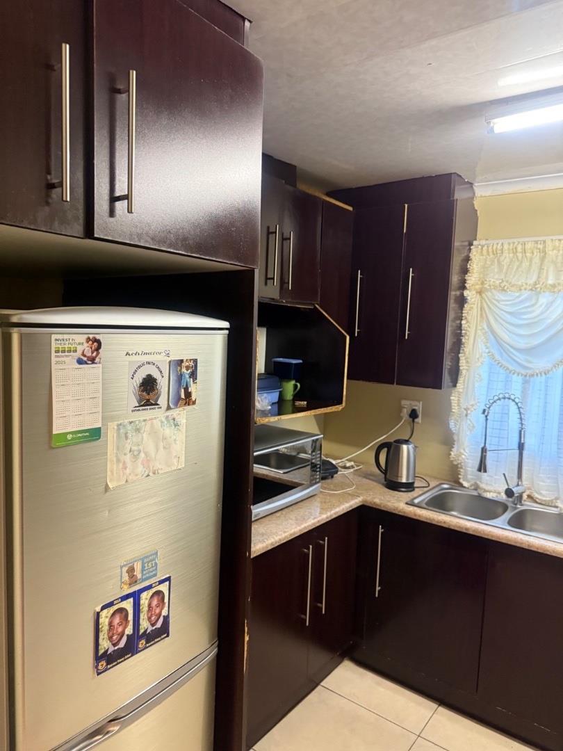 Hillside View Property : Property and houses for sale in Hillside View ...