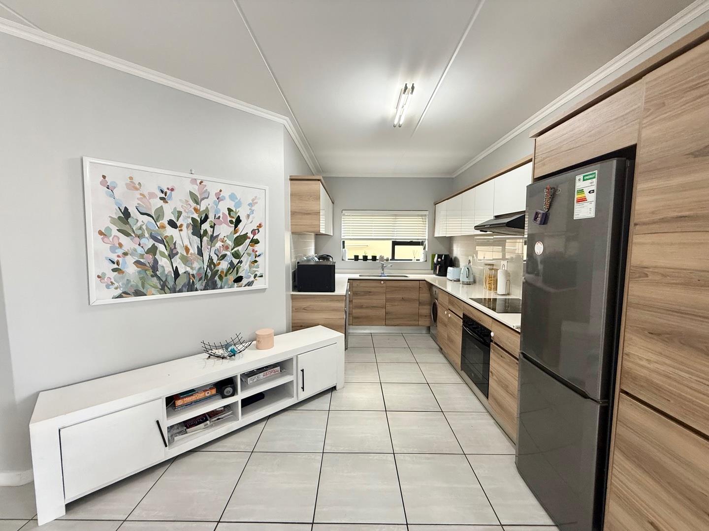 3 Bedroom House for sale in Waterfall - 19 Maxwell Drive & Pretoria ...