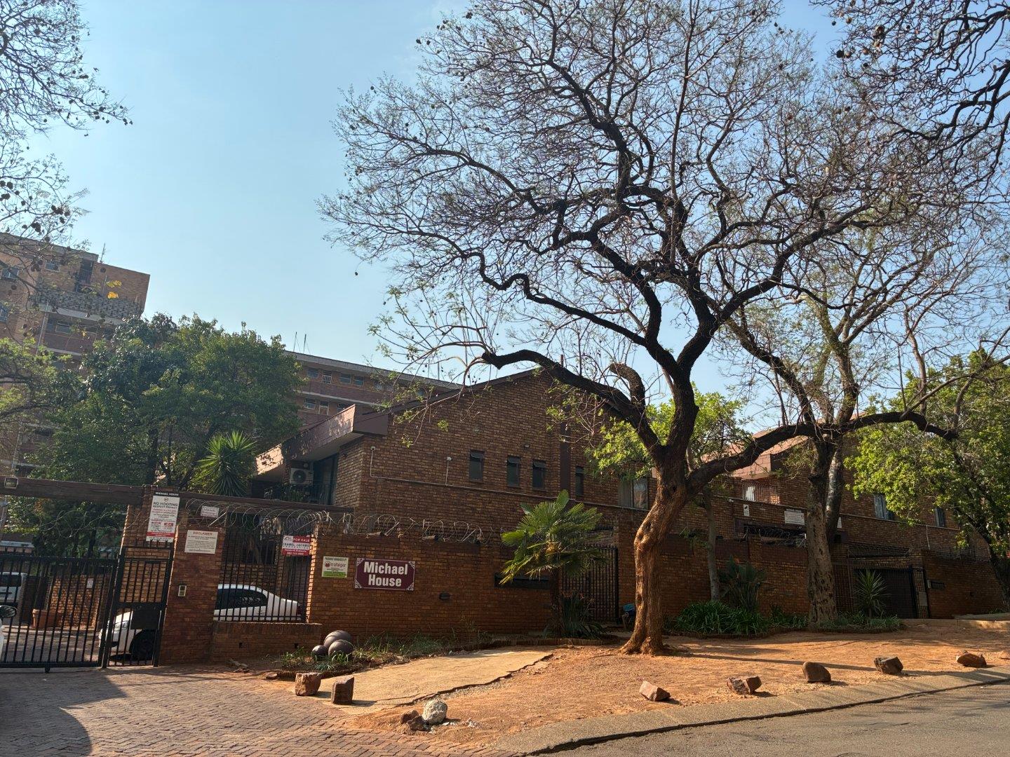 2 Bedroom Apartment / flat for sale in Muckleneuk - 544 Leyds Street ...