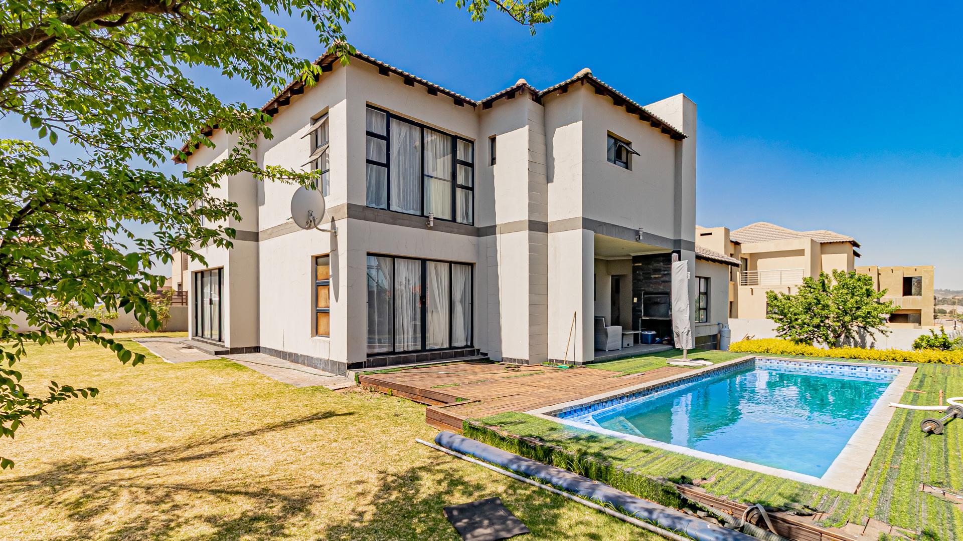 5 Bedroom House for sale in Wildtuin Park - 353 Charles Rossouw - P24 ...