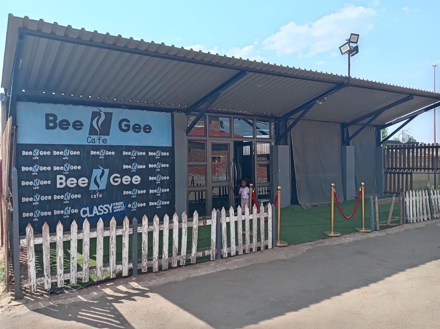 Commercial property for sale in Sebokeng Zone 11 - P24-116473162