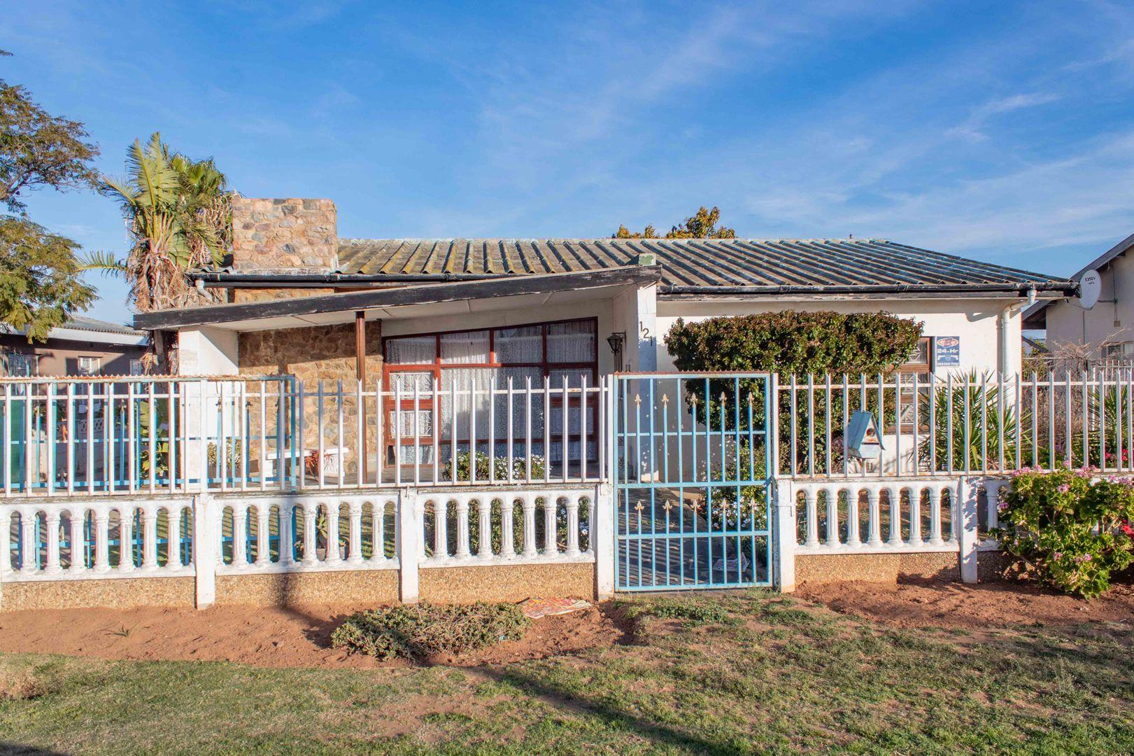 Esselenpark Property : Property and houses for sale in Esselenpark ...