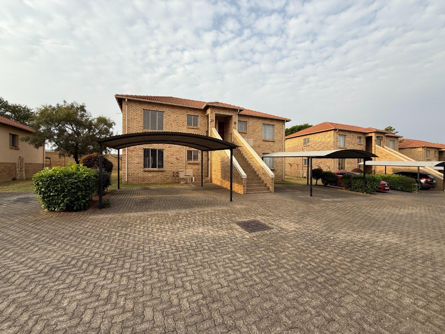 2 Bedroom Apartment / flat for sale in Groblerpark - Charis Place, 884 ...