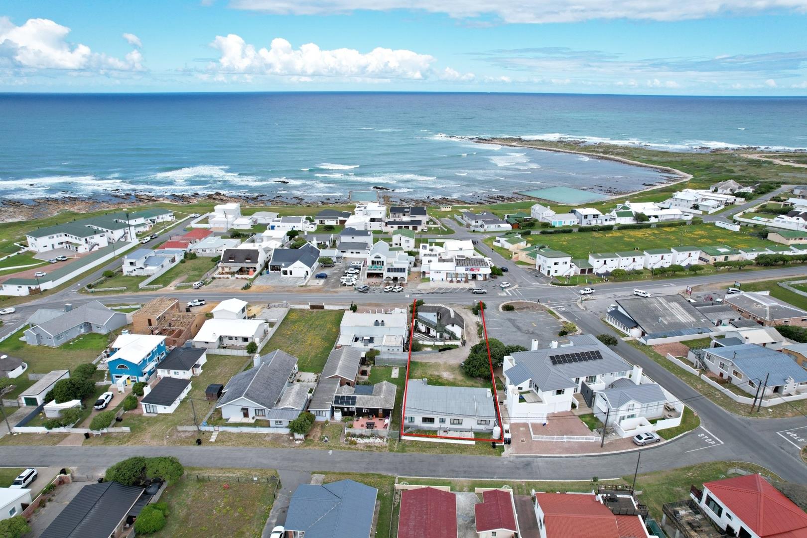 3 Bedroom House for sale in Agulhas - 11 Clingen Street - P24-116480984