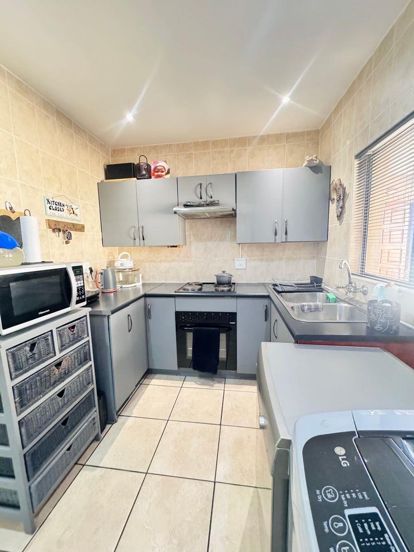 2 Bedroom Apartment / flat for sale in Reyno Ridge - P24-116482588