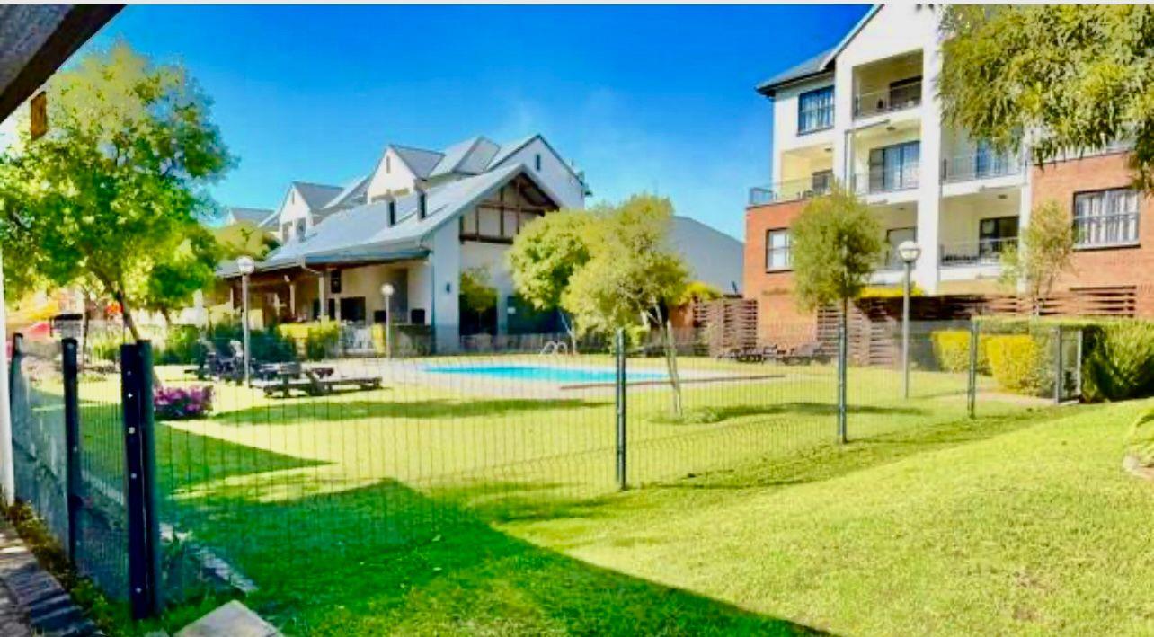 2 Bedroom Apartment / flat for sale in Greenstone Hill - 54545 Ss ...