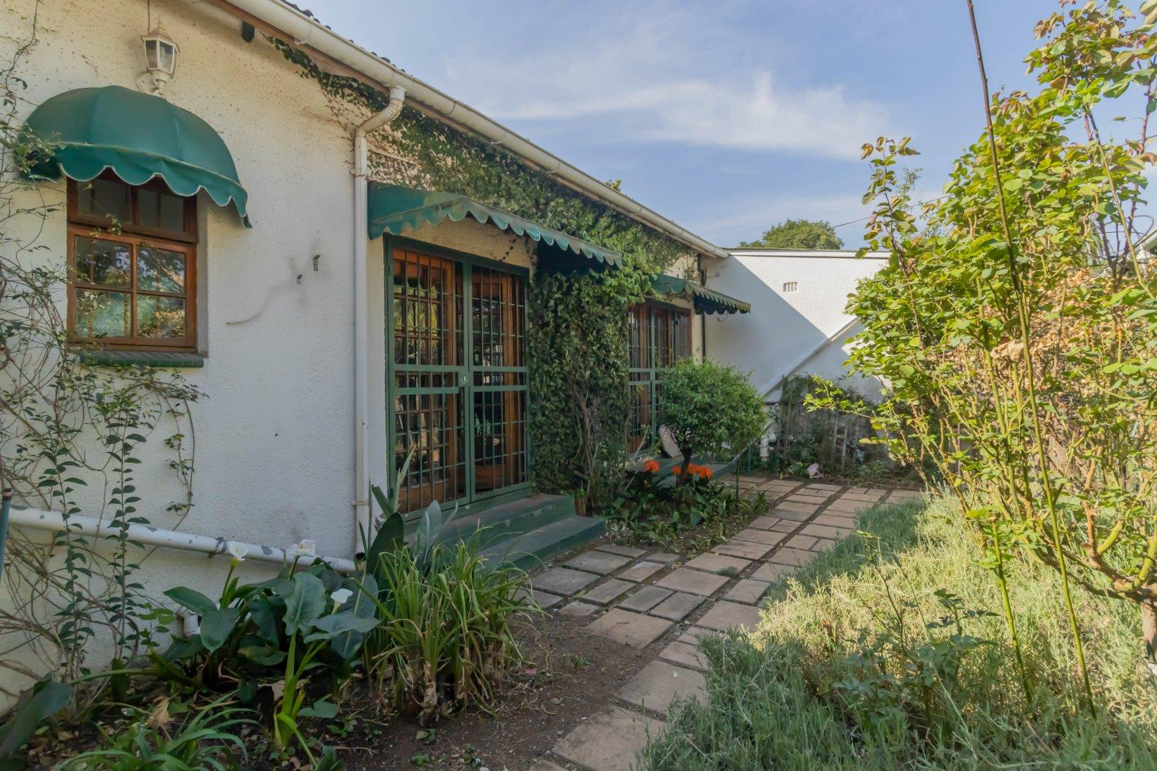 4 Bedroom House for sale in Benoni Central - P24-116497549