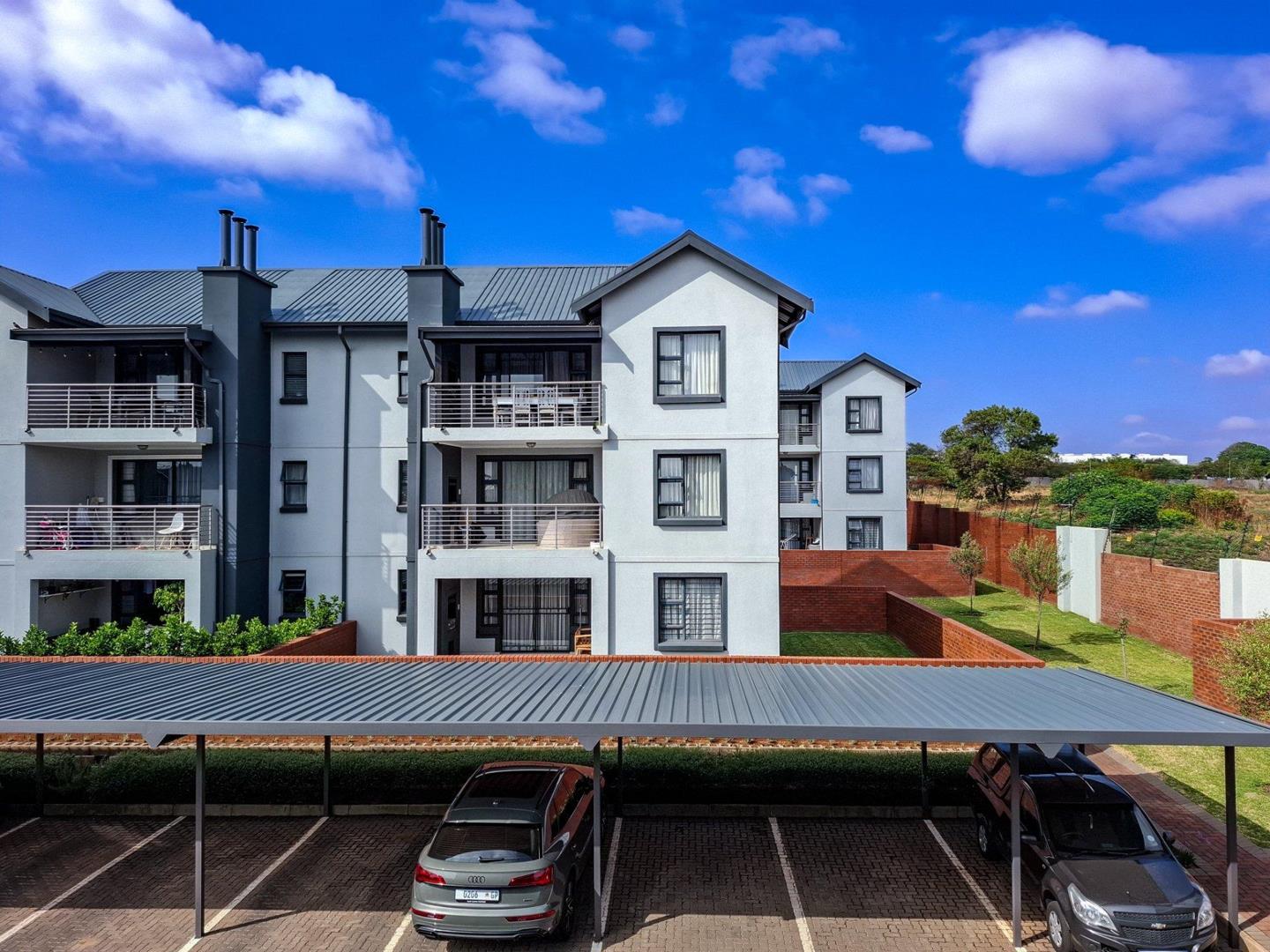 2 Bedroom Apartment / flat for sale in Golden Fields Estate - P24-116500921