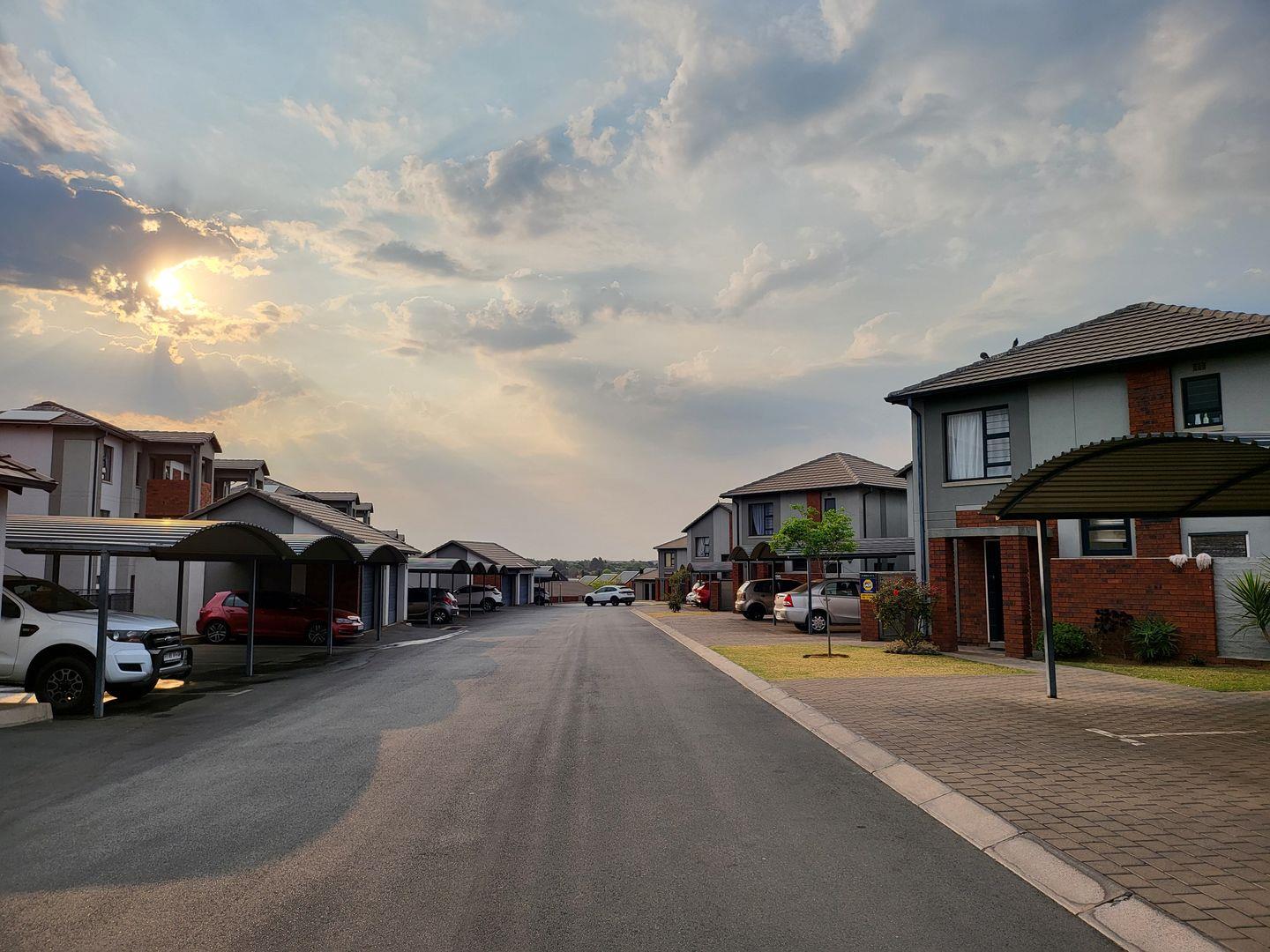 3 Bedroom Townhouse for sale in Amberfield - 61 The Hudson Lifestyle ...