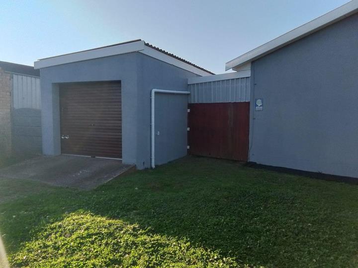 4 Bedroom House for sale in Rowallan Park - P24-116517865