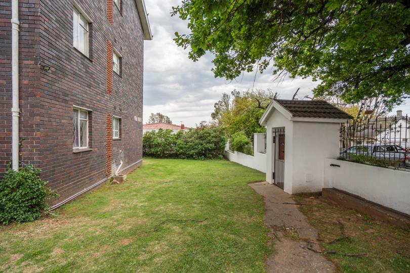 2 Bedroom Apartment / flat for sale in Grahamstown Central - 2 Ss Kota ...