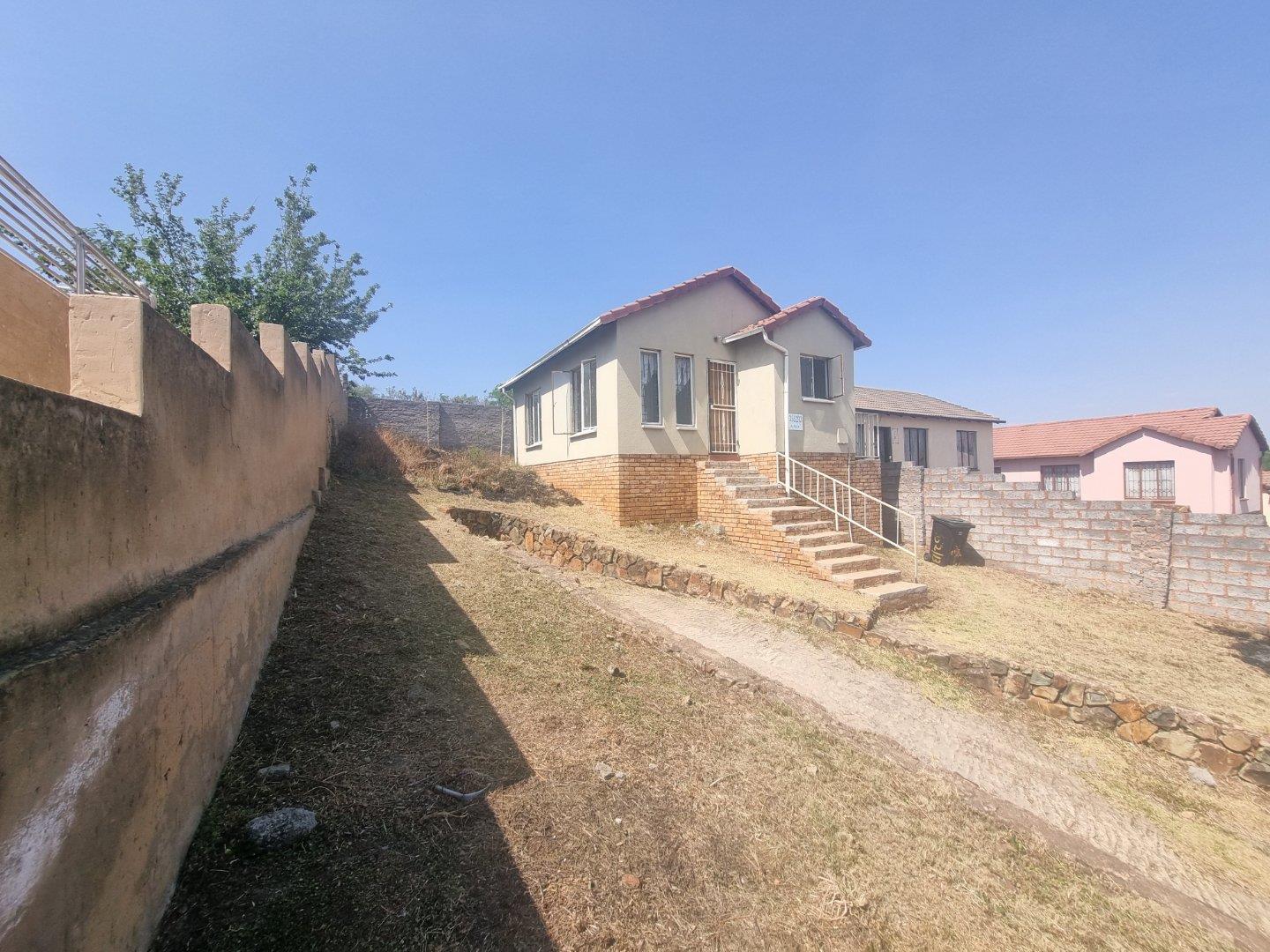 House for sale in Naturena - P24-116528350