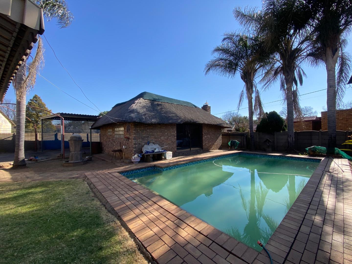 3 Bedroom House for sale in Witfield - P24-116288961