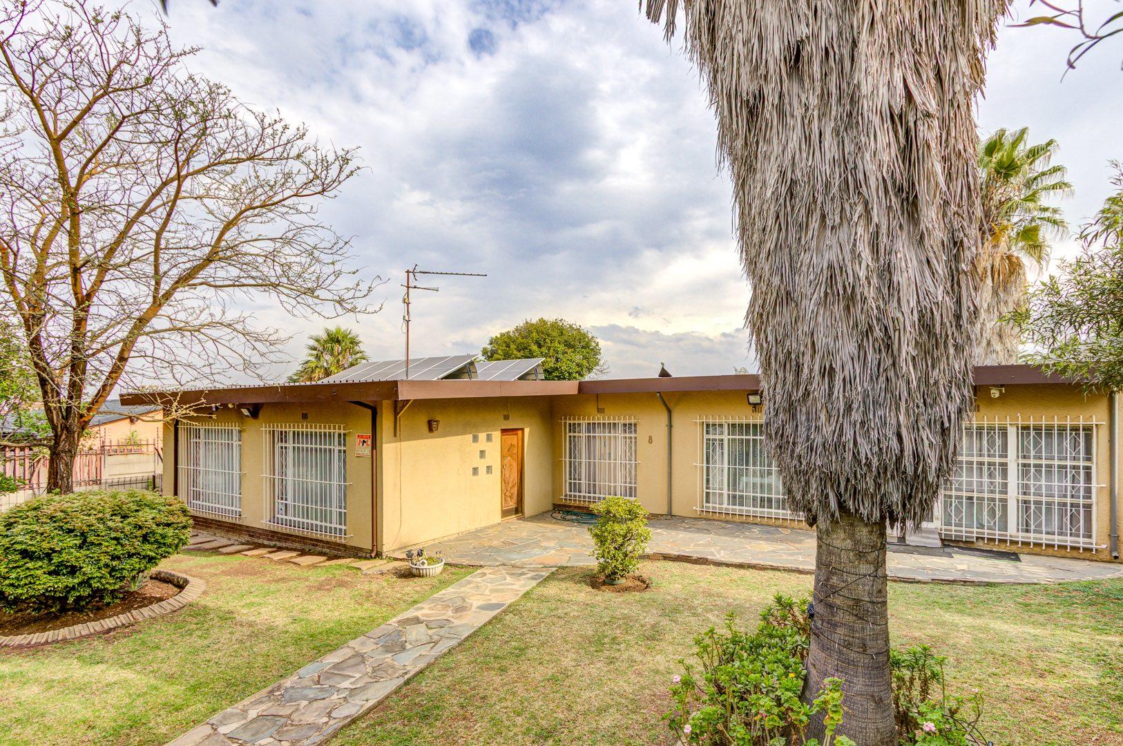 3 Bedroom House for sale in Edleen - 8 Lantana Lane - P24-116522306