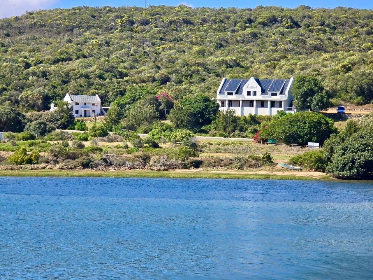 8 Bedroom House for sale in Stilbaai Wes - 220 Stilbaai - P24-116549474