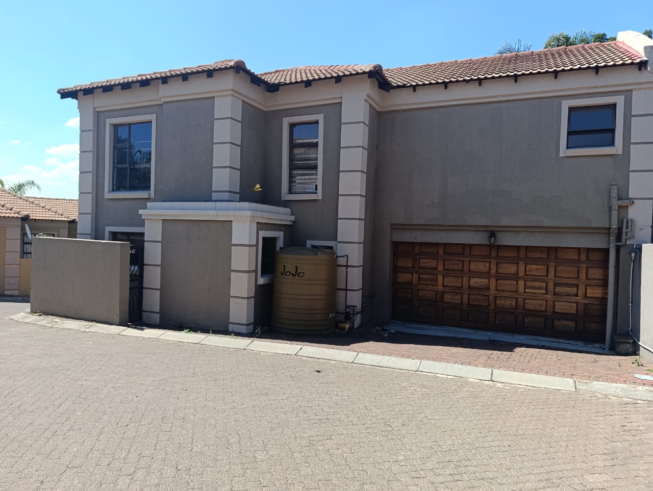 4 Bedroom House for sale in Reyno Ridge - P24-116565229