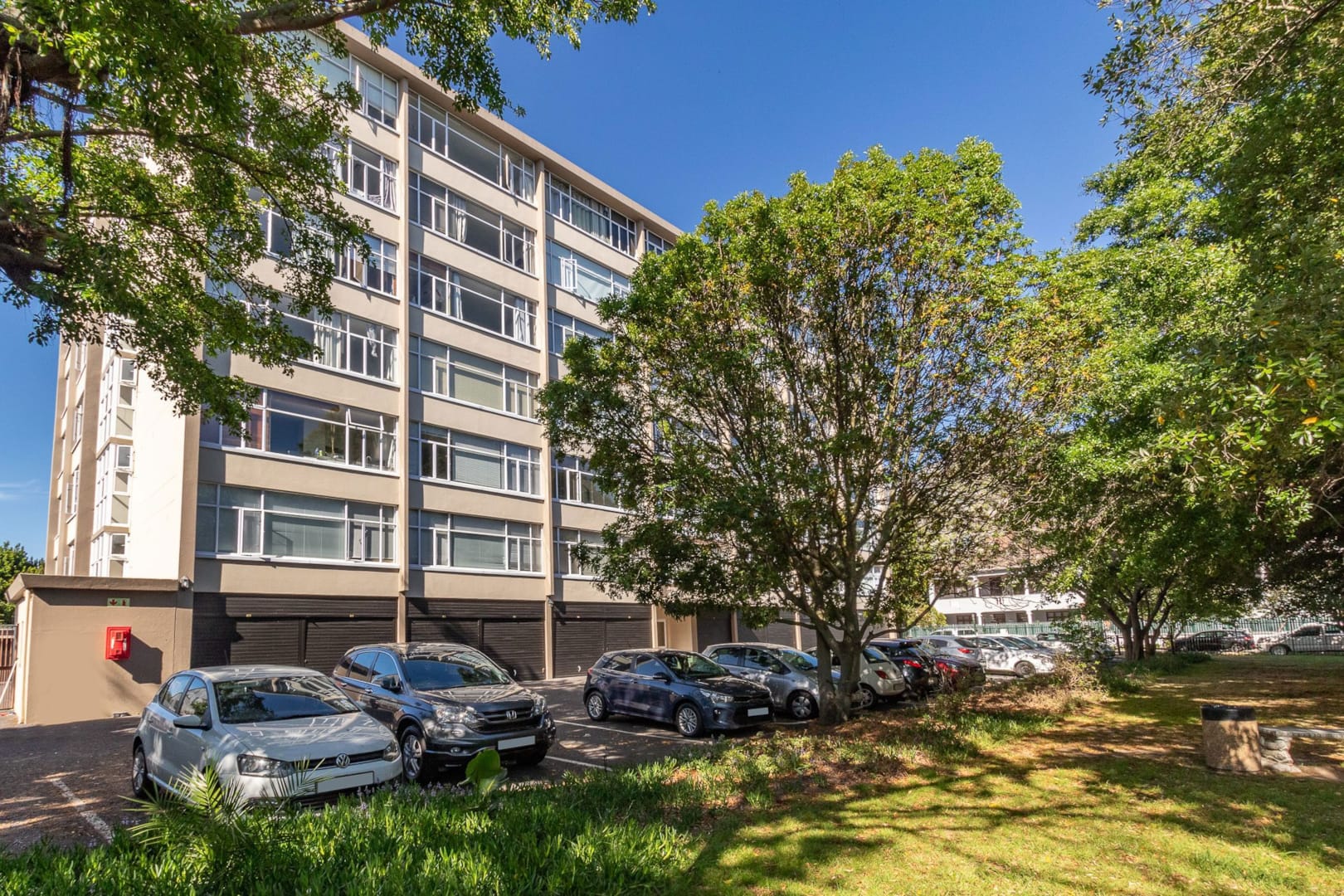 1 Bedroom Apartment / flat for sale in Rondebosch - P24-116580653