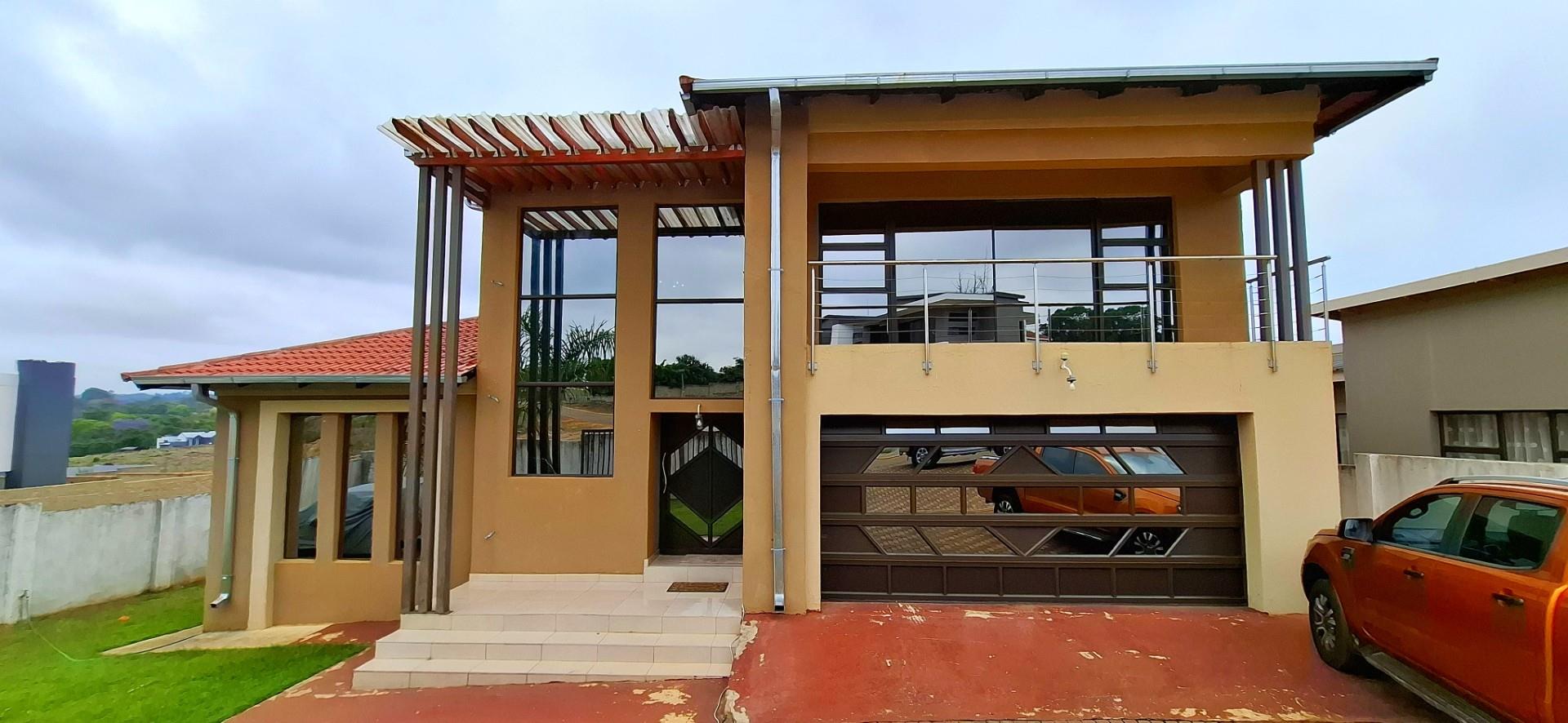 3 Bedroom House for sale in Riverside Estate - P24-116584207