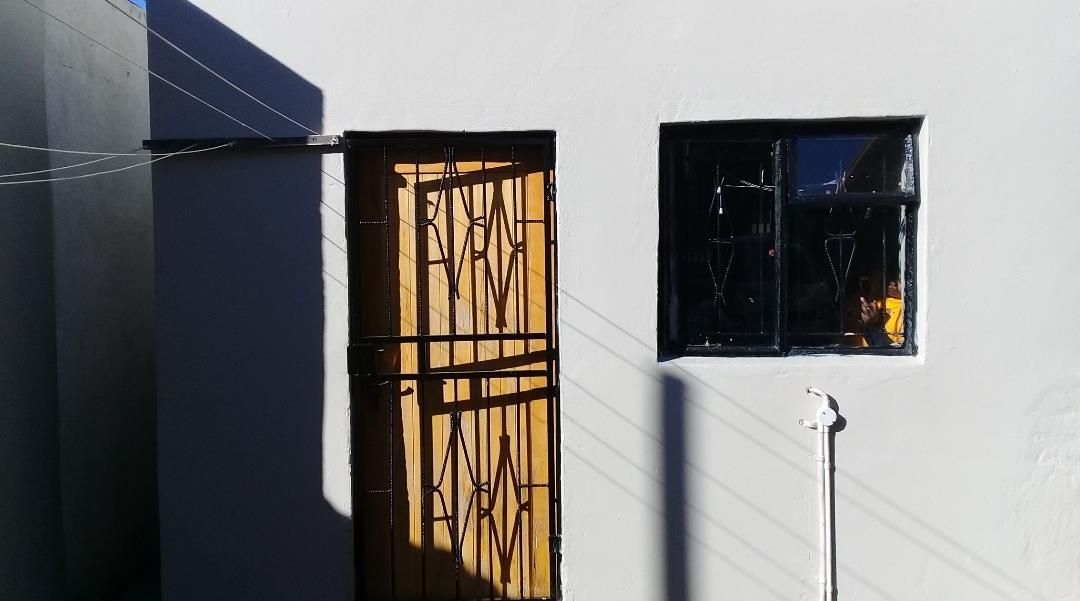 2 Bedroom House for sale in Rosettenville - 96b Bouquet Street ...