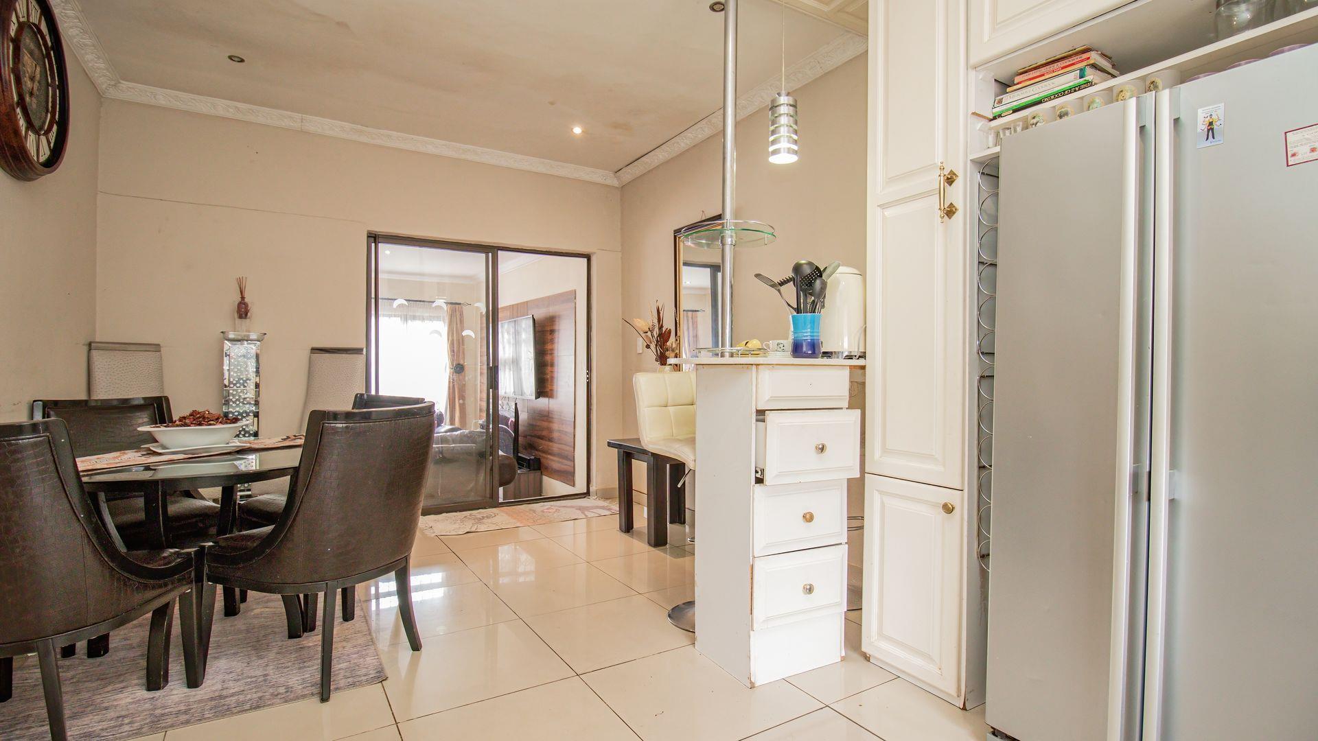 3 Bedroom House for sale in Daspoort - P24-116598296
