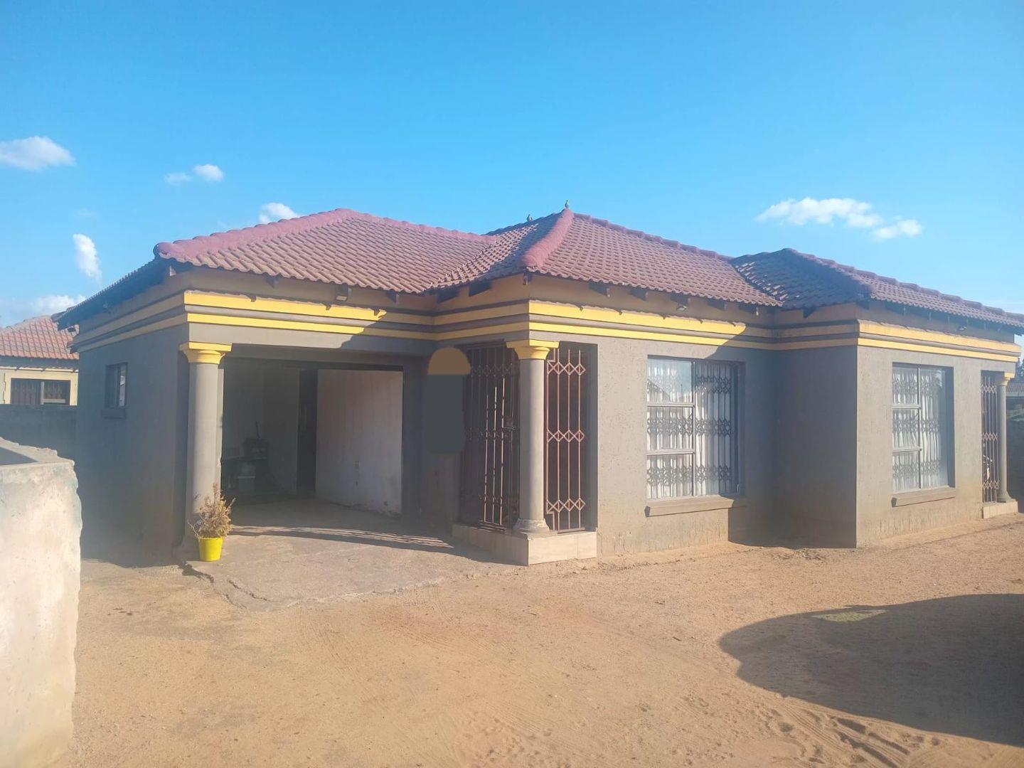 3 Bedroom House for sale in Clewer - P24-116607505