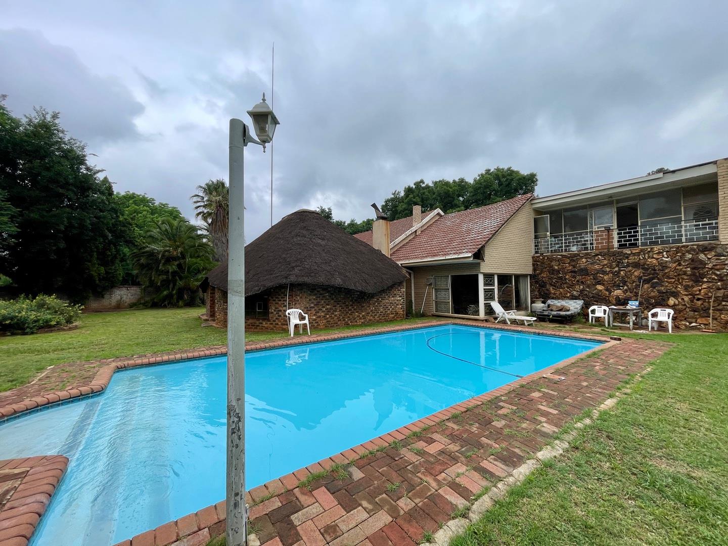 Farm for sale in Van Der Merwes Kroon - P24-116615648