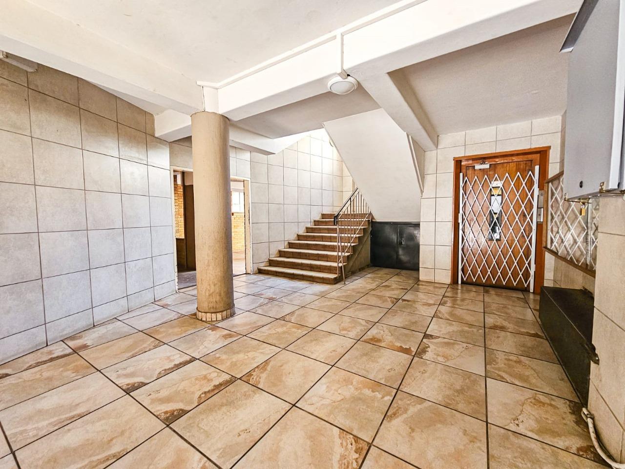2 Bedroom Apartment / flat for sale in Potchefstroom Central - P24 ...