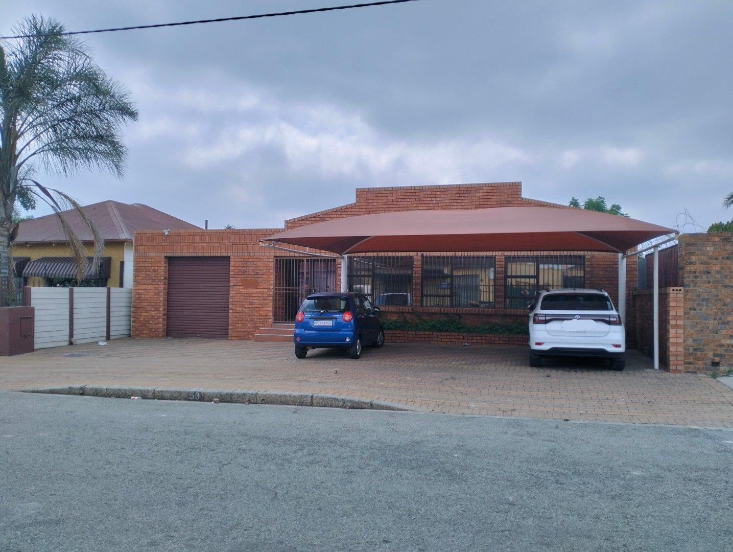 Commercial property for sale in Springs Central - P24-116623211