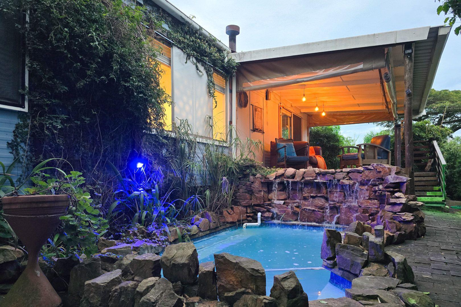 2 Bedroom Townhouse for sale in Inchanga - P24-116629392