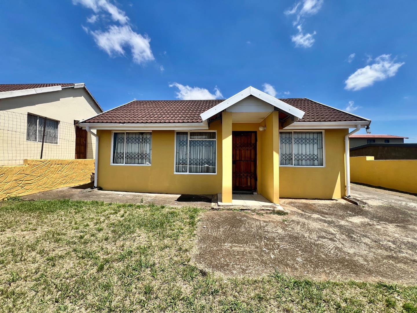3 Bedroom House for sale in Imbali - P24-116631716