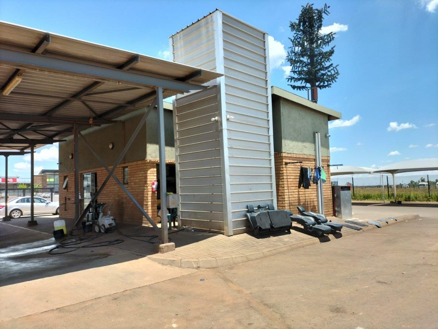 Commercial property for sale in Carletonville Rural - P24-113935402