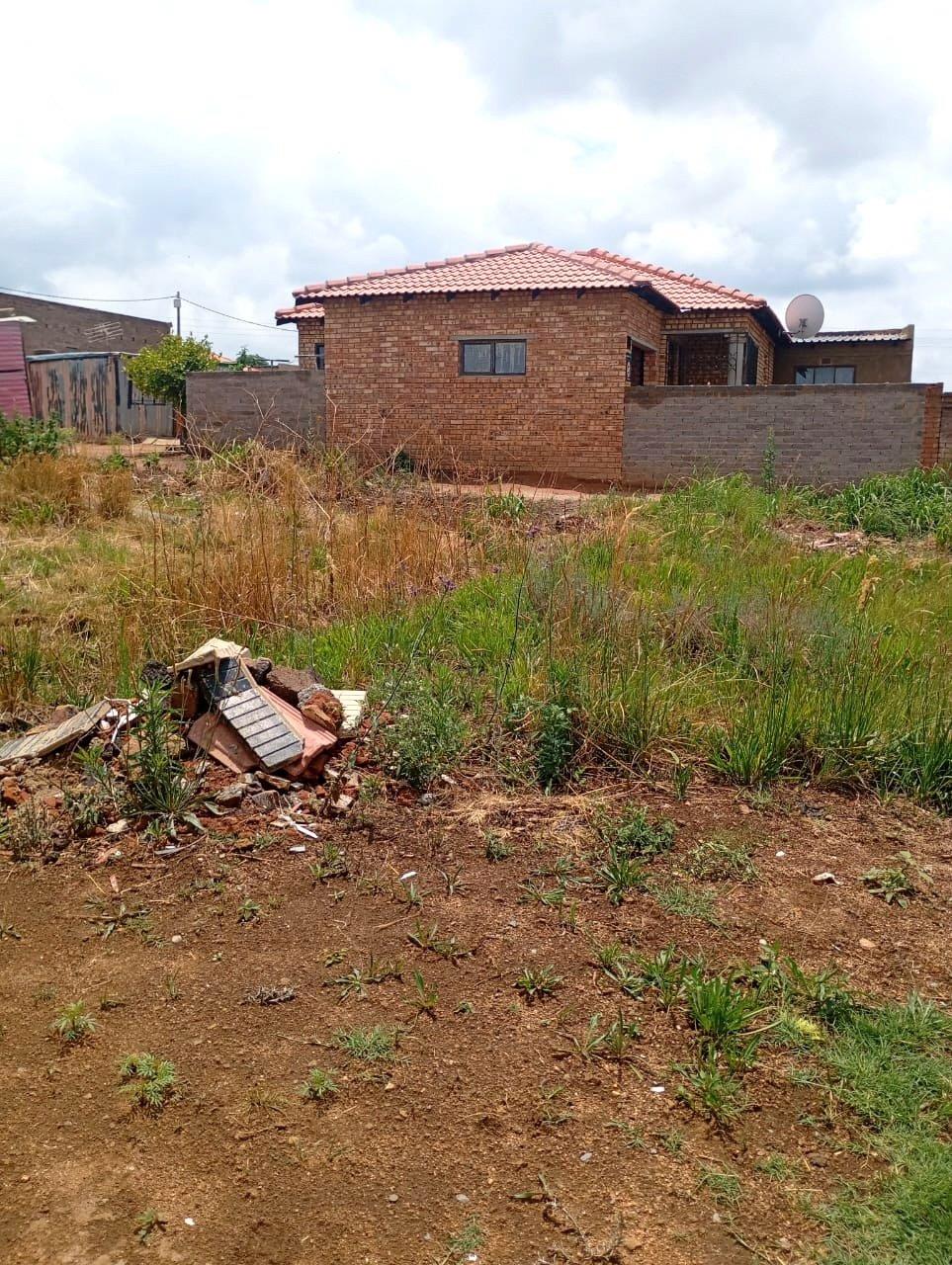 Vacant land / plot for sale in Mohlakeng - P24-116644351