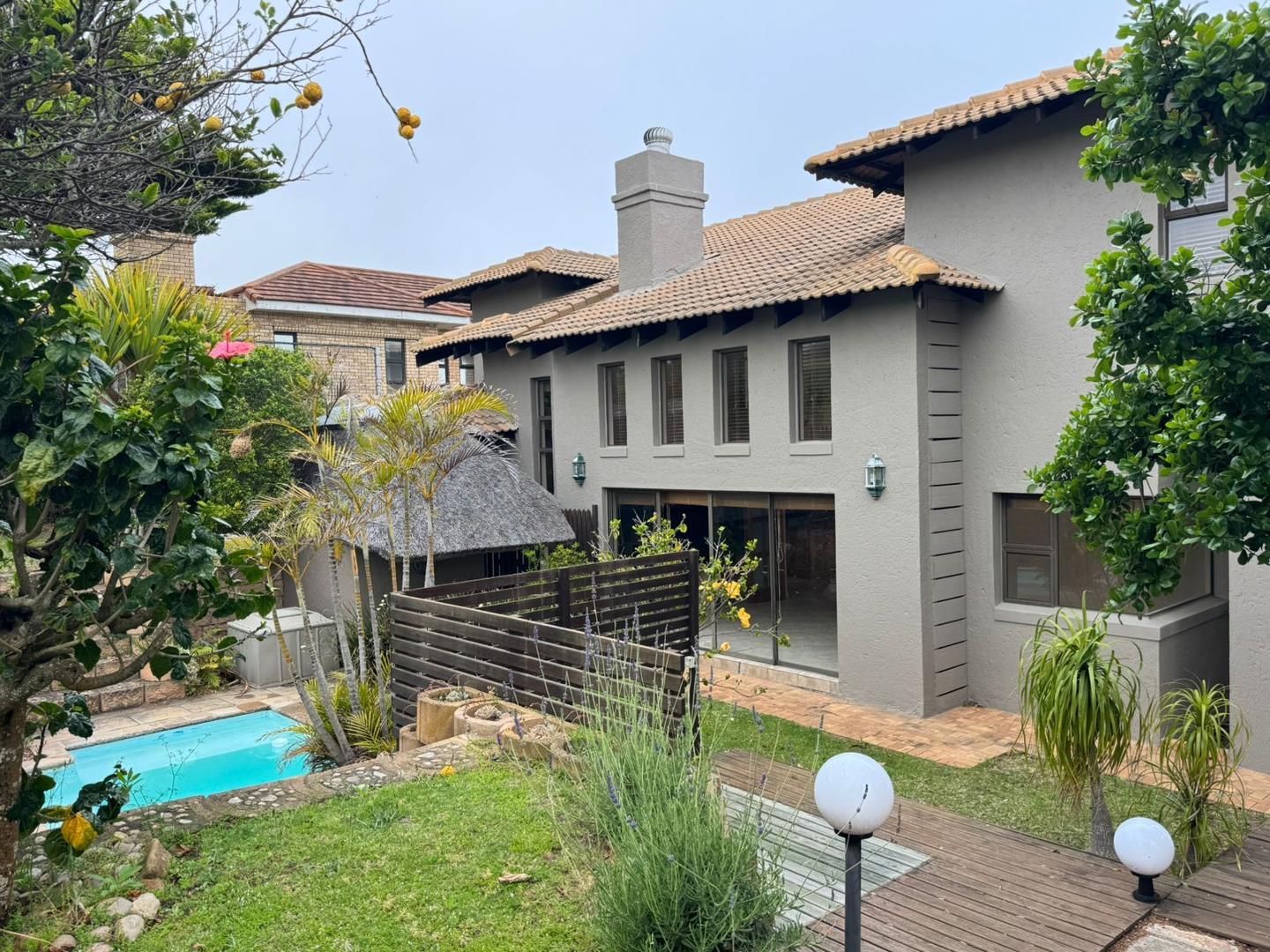 3 Bedroom House for sale in Mossel Bay Golf Estate - P24-116650861