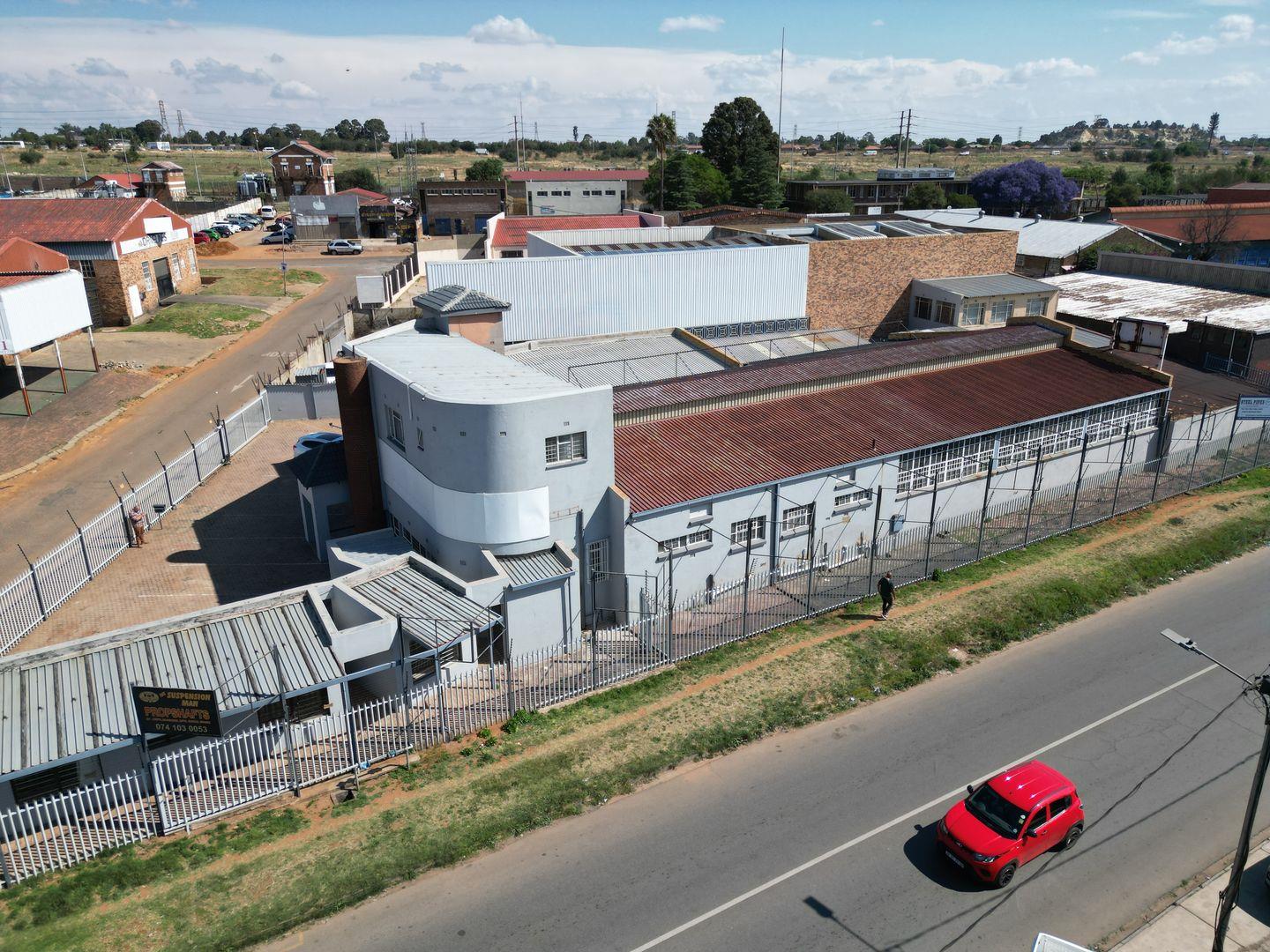 Industrial property for sale in Roodepoort Central - P24-116654039