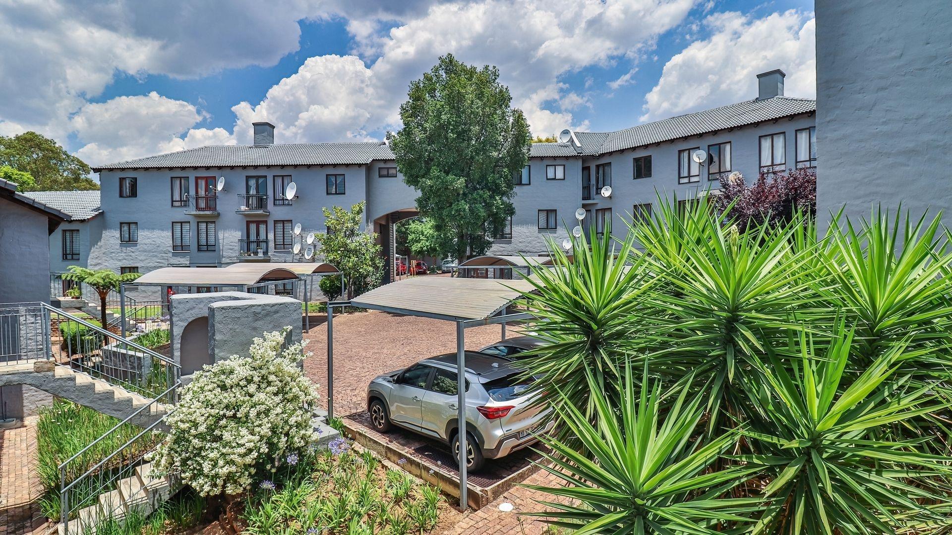 2 Bedroom Apartment / flat for sale in Paulshof - 988/1995 Ss THE ...