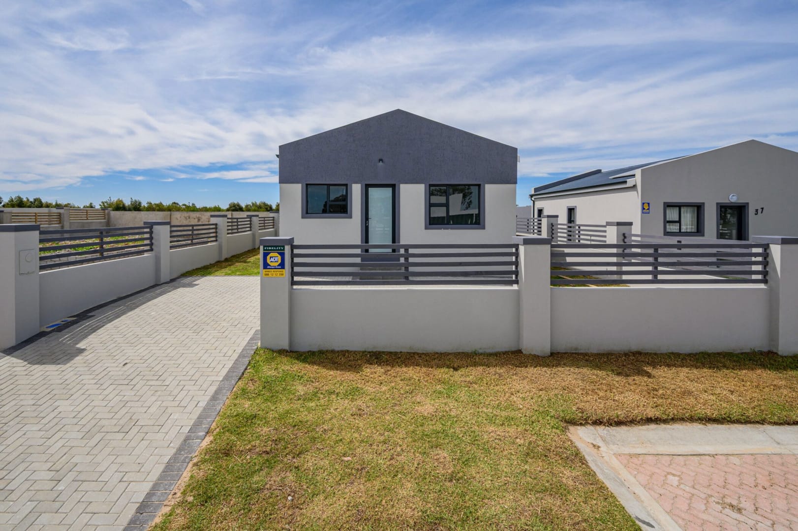 Port Elizabeth Property : Houses for sale in Port Elizabeth ...