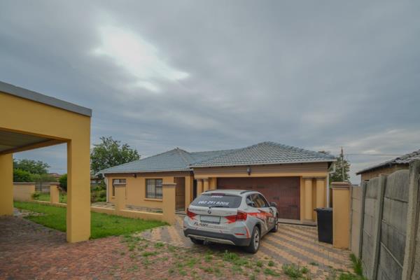 Dunnottar Property : Property and houses for sale in Dunnottar ...