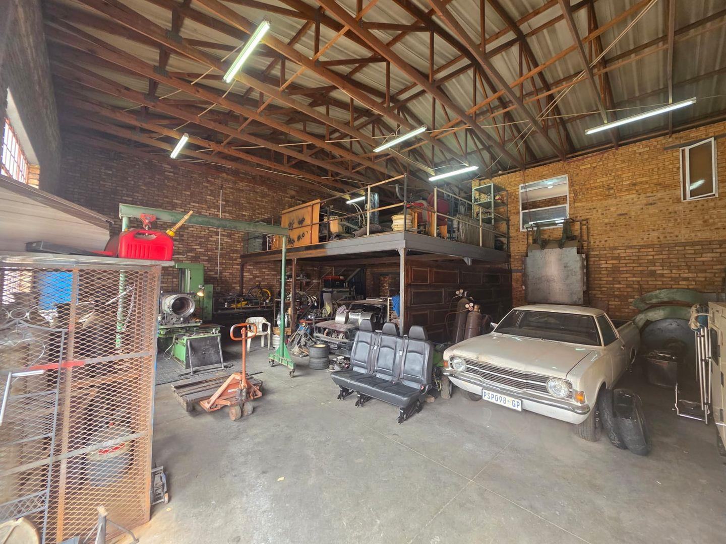 Industrial property for sale in Alrode South - 4 -, 5 Volschenk Street ...