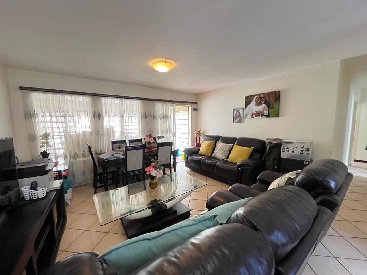 3 Bedroom Townhouse for sale in Atlasville - P24-116691695
